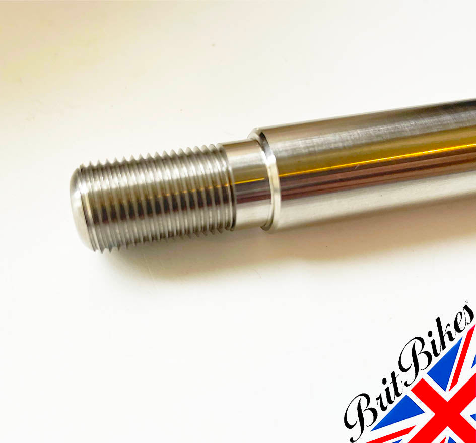 BSA A & B GROUP REAR WHEEL SPINDLE STAINLESS STEEL MADE IN ENGLAND 67 ...